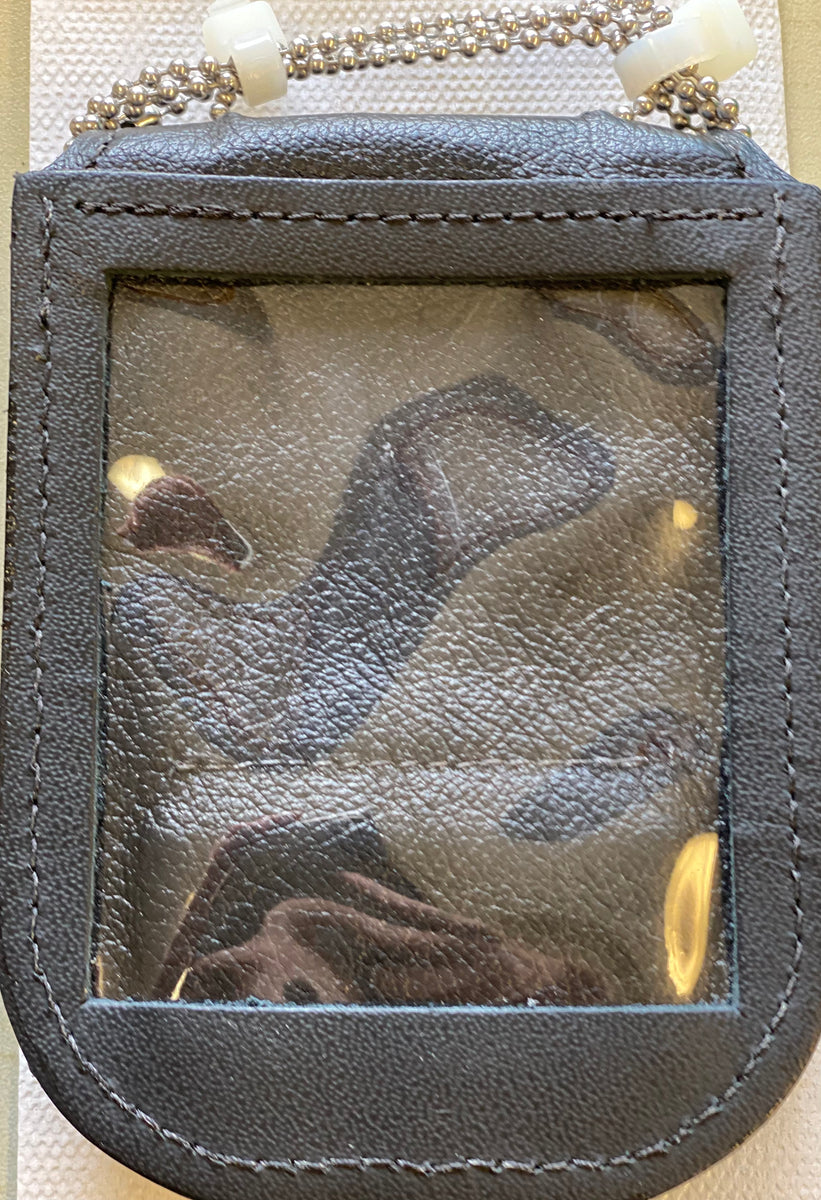 BADGE ID/HOLDER RCMP CREST WITH MAGNETIC CLOSURE / PORTE-INSIGNE D'IDE ...